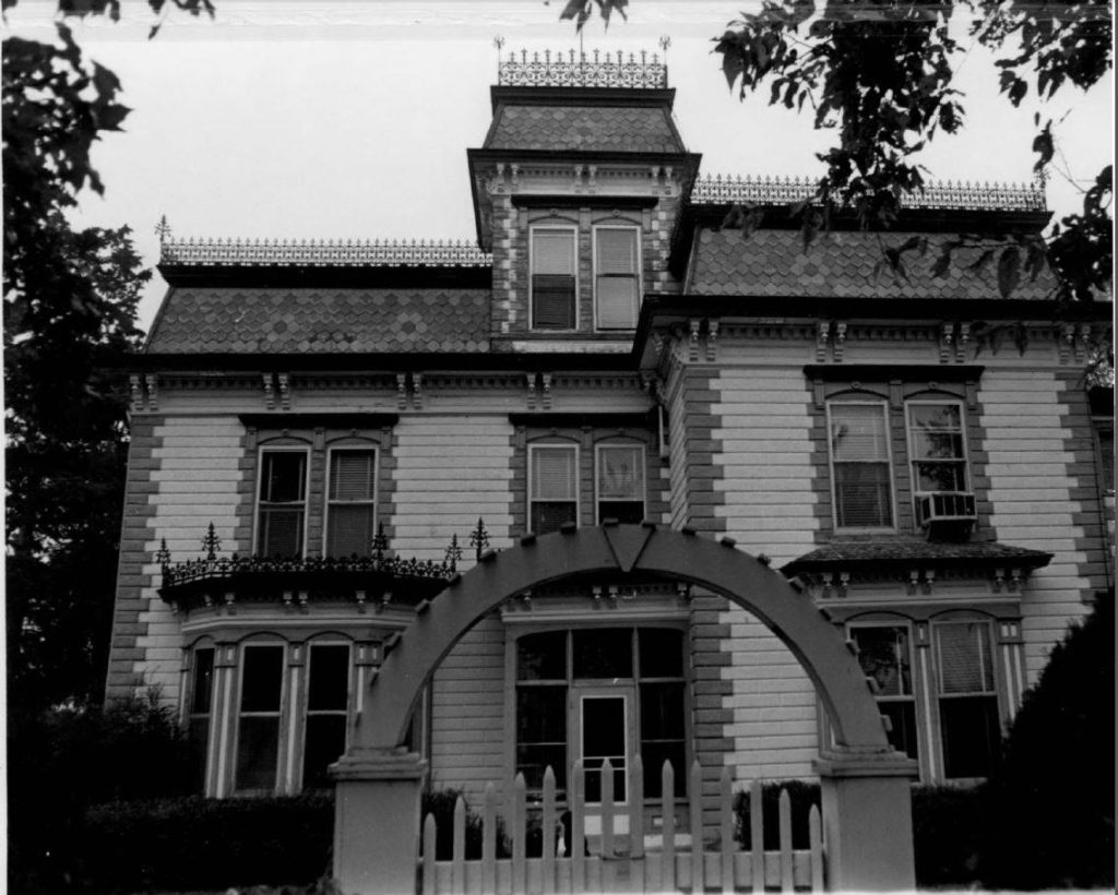 Locust Hill, Brunswick – Chariton County Historical Society